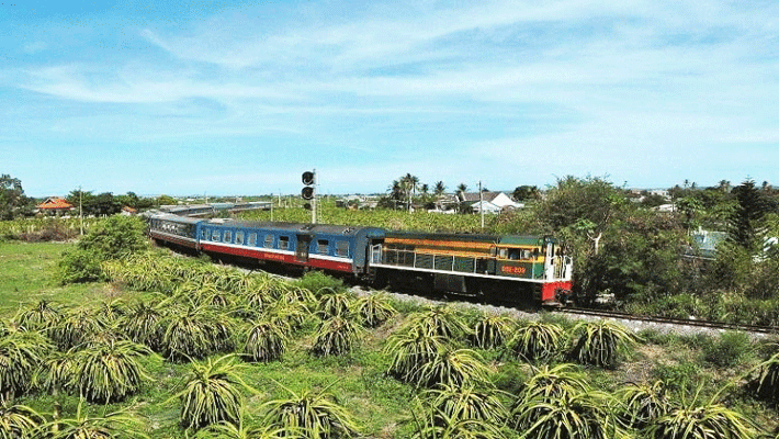 Tour Xe Lửa Cao Cấp Nha Trang 3N4Đ: Du Thuyền Đế Vương Trên Vịnh - City ...